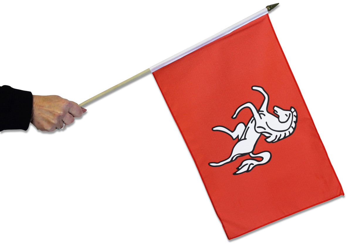 Kent Waving Flag | Buy Kent County Invicta Hand Flags at Flag and ...